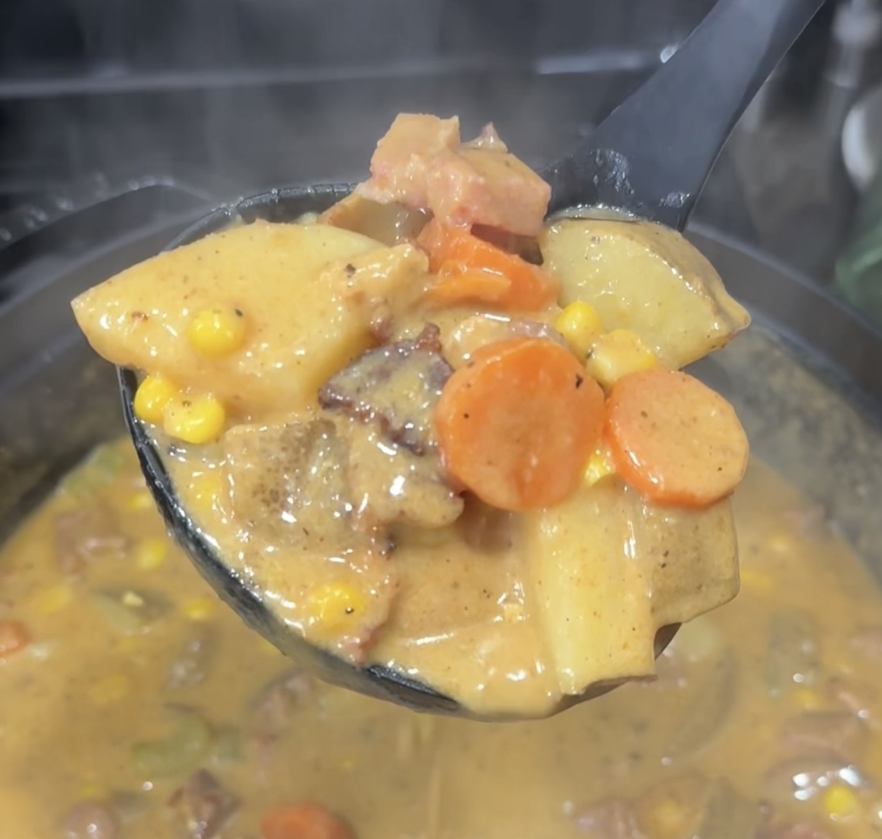 Ham and Cheddar Chowder - Cooker of Deliciousness Ham and Cheddar Chowder - Cooker of Deliciousness